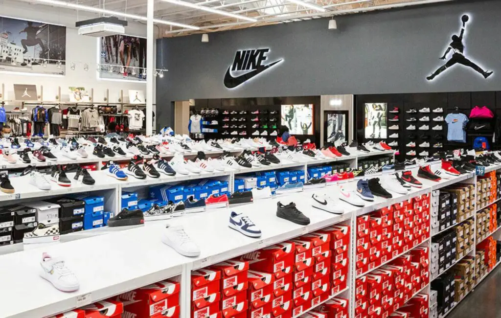 Warehouse Shoe Sale Job Application & Careers | Full Hiring Guide